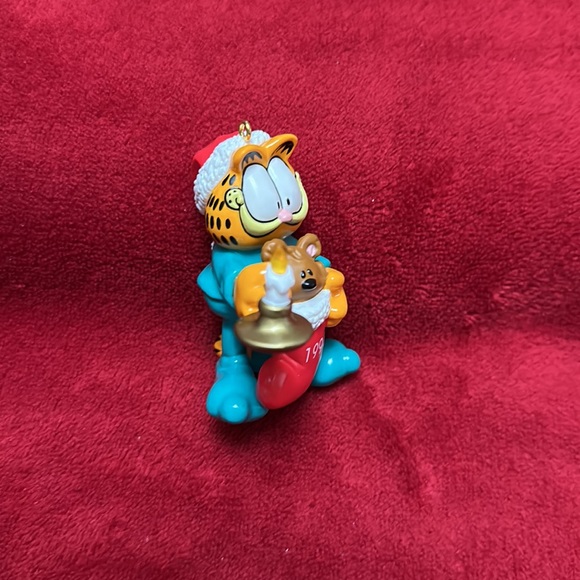 Hallmark | Holiday | Hallmark Keepsake Garfield Ornament | Poshmark